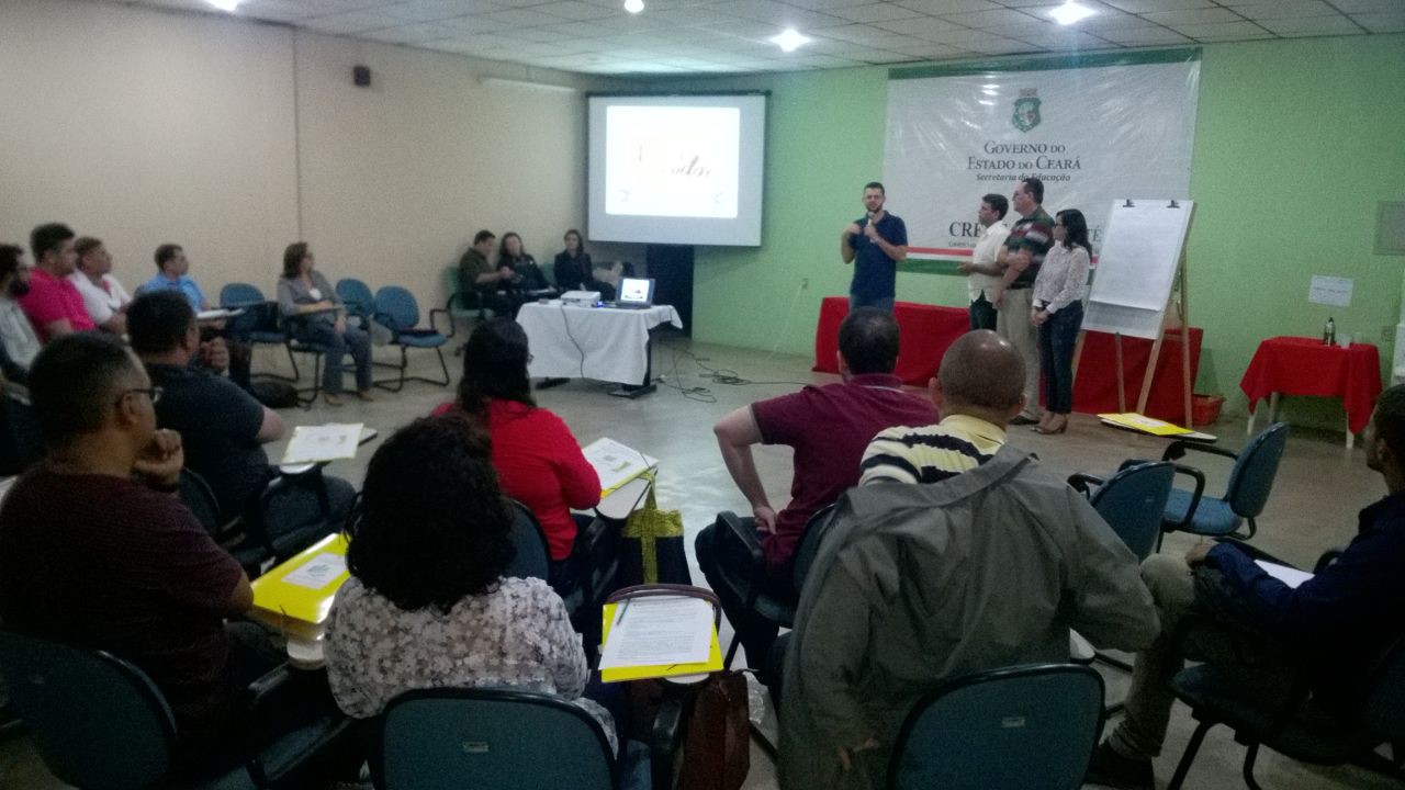 Seminário com os docentes da EEEP Giselda Teixeira de Palmácia - CE ...